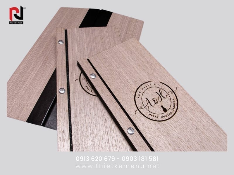 LÀM MENU GỖ GIÁ RẺ CHẤT LƯỢNG DÀNH CHO QUÁN CAFE, NHÀ HÀNG